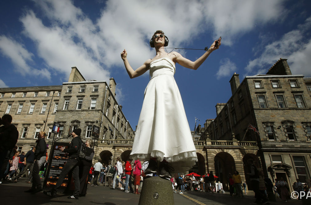 Edinburgh Festivals: How They Became the World’s Biggest Arts Event ...