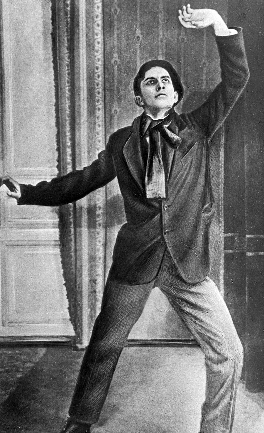 From Poet To Protagonist: Shedding Light On Mayakovsky’s Unknown Career ...