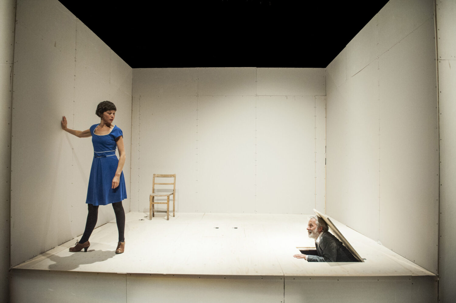 International Online Theatre Festival 2020. A glimpse into the physical ...