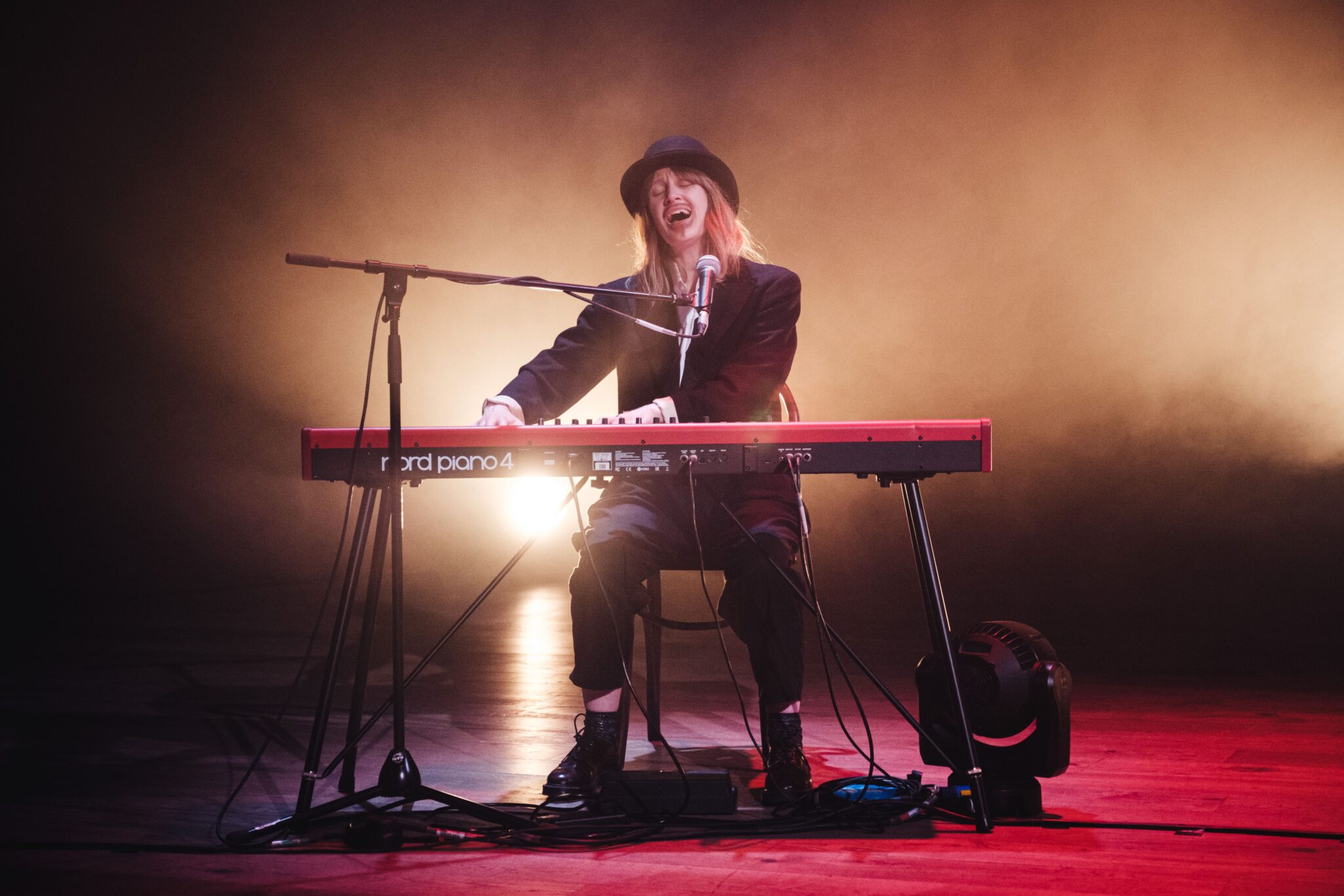 "RashDash: Look at Me, Don’t Look at Me," Paines Plough Roundabout ...