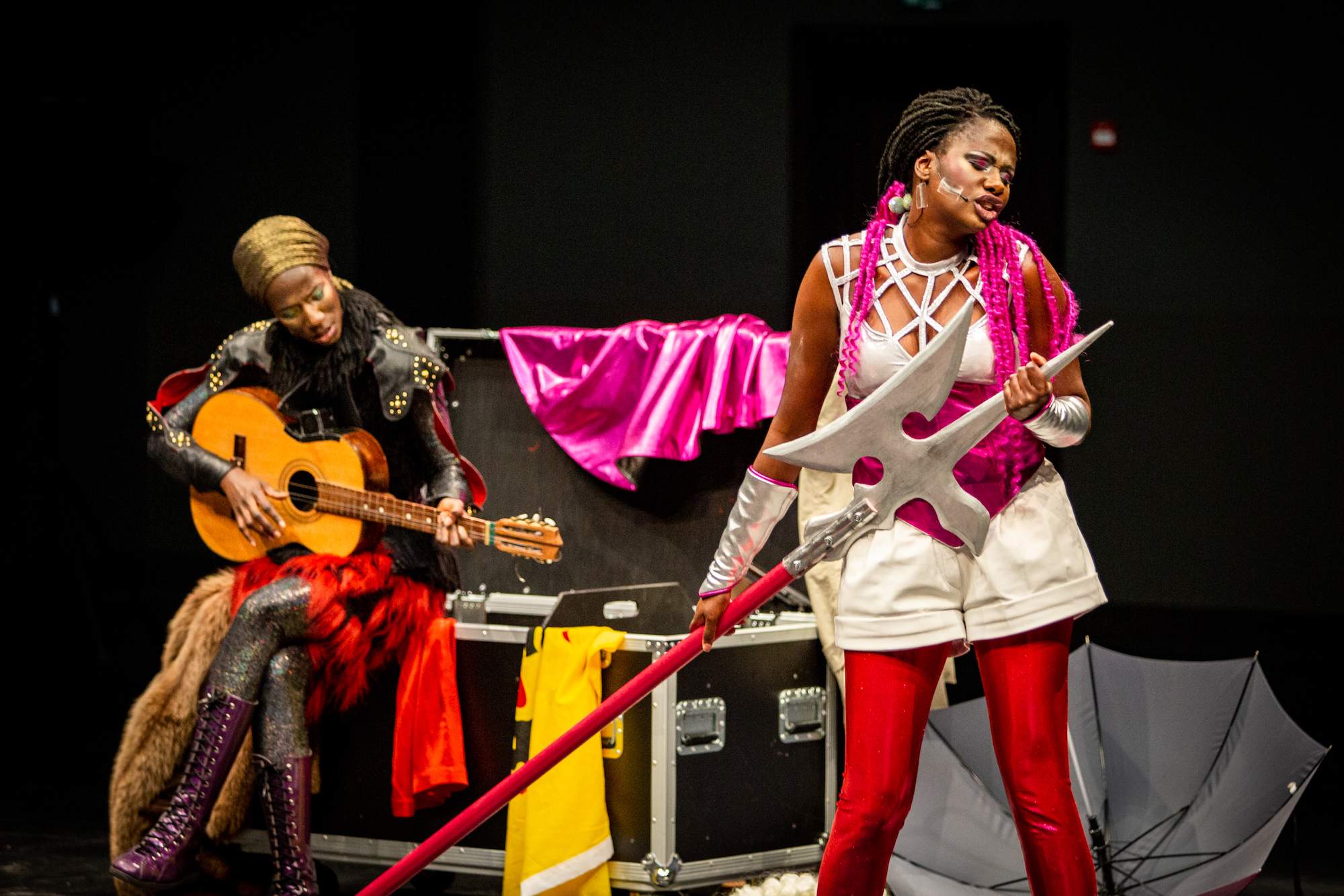 When Playwrights Complicate Dramatic Form: Recent Developments in ...